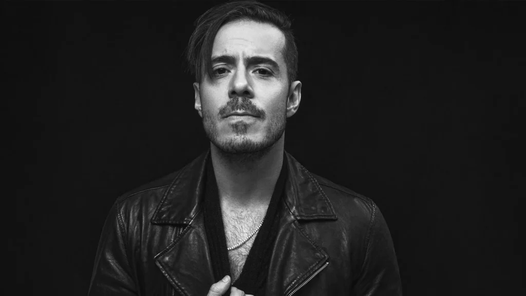 José Madero Estrena "Dia De Mayo" Y "Hablemos De Campo" Por Adelanto A ...